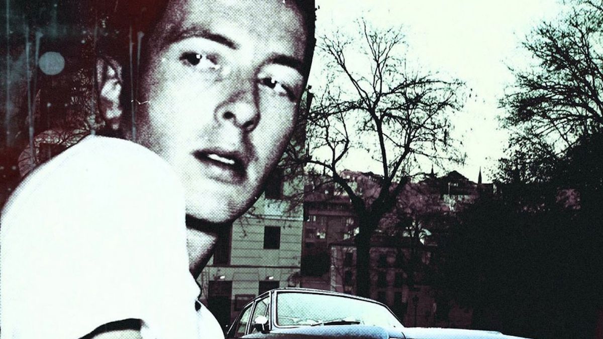 Joe Strummer: I Need A Dodge! Joe Strummer On The Run | Louder