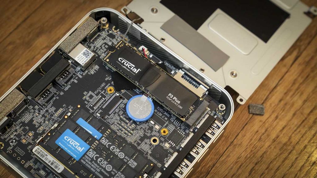 Geekom A8 Max Mini PC AMD Ryzen 9 8845HS review | TechRadar