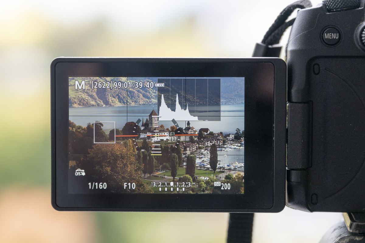 Create ridiculous resolutions with a multi-row panorama stitch ...