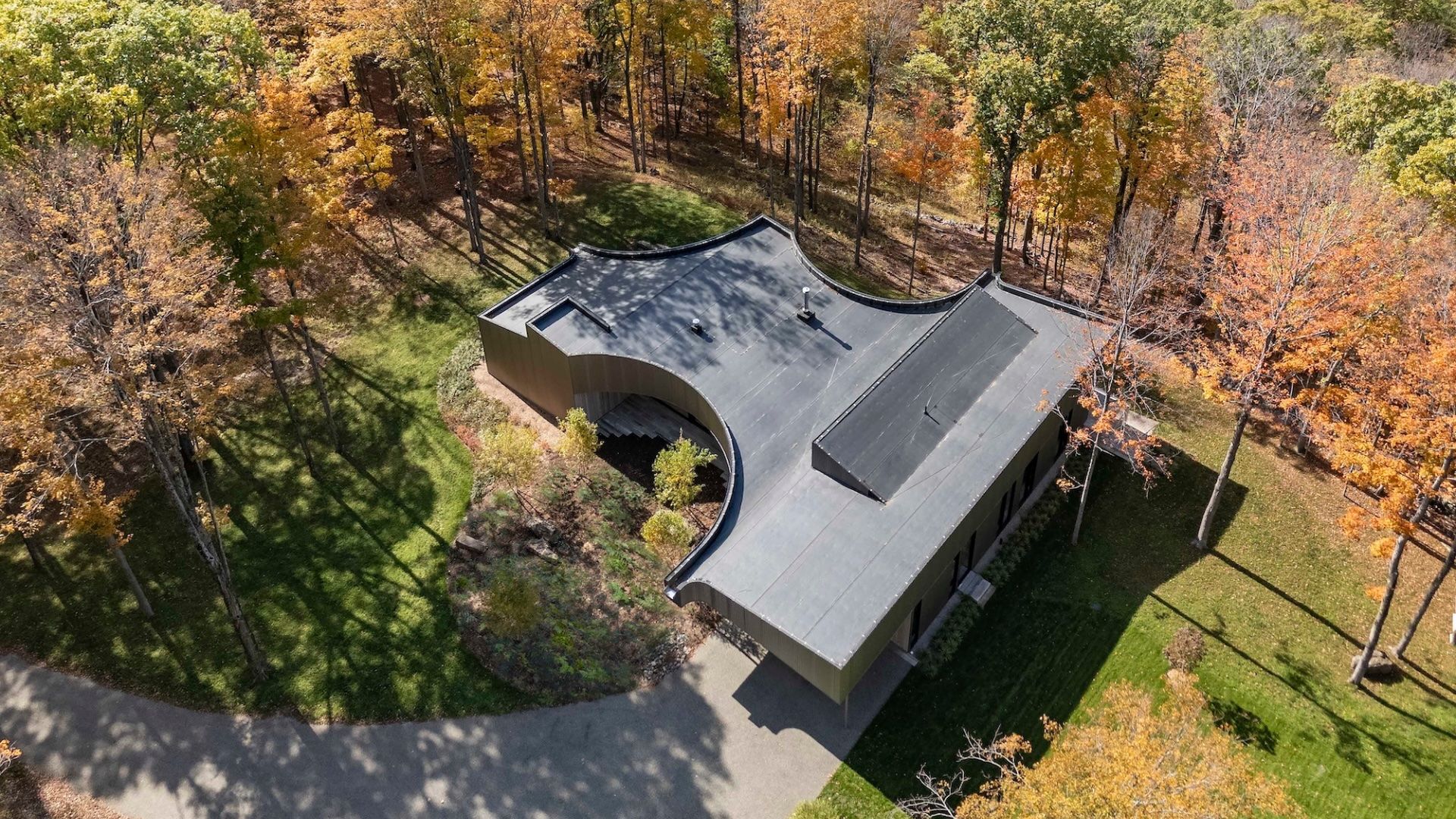 Inside a remarkable Catskills house inspired by oak leaves | Wallpaper*