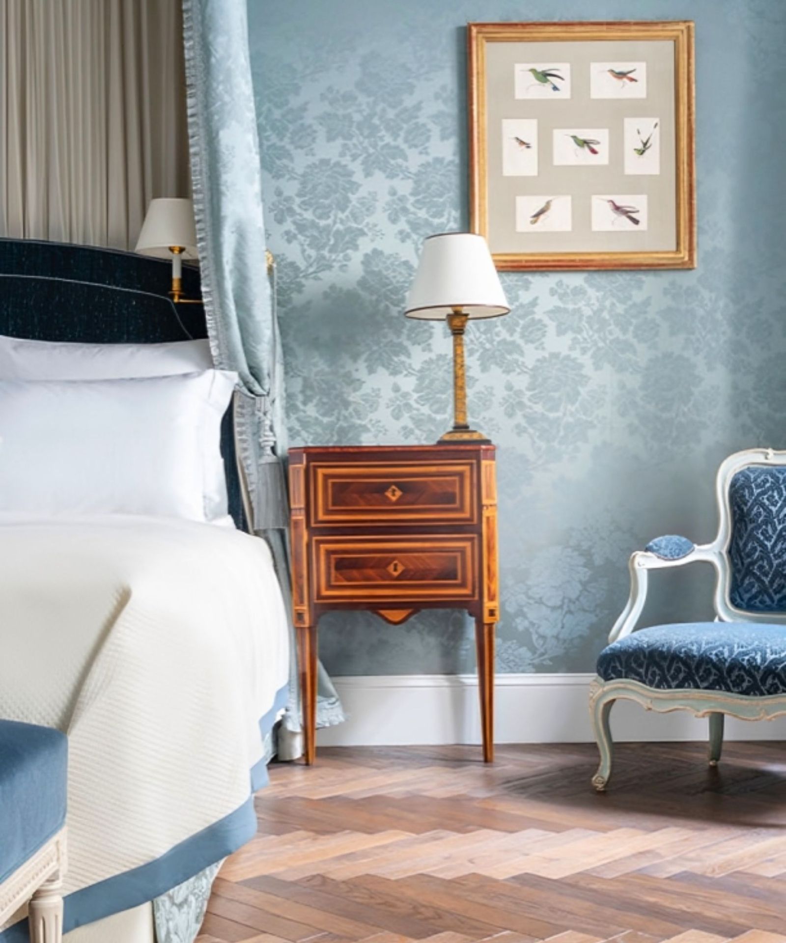 Can you sleep with the fan on? Advice for a blissful sleep | Homes and ...