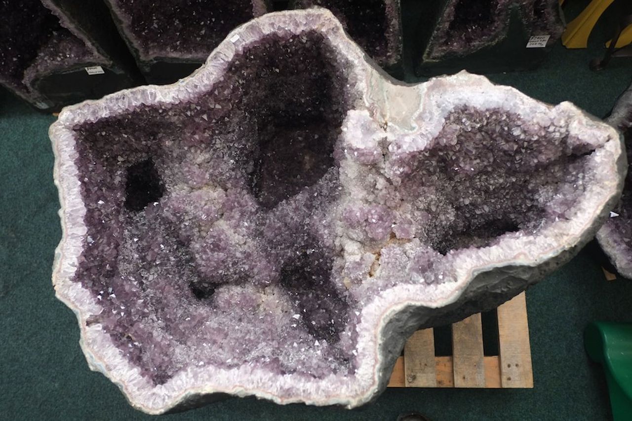 Pain paradox: Joanna Rajkowska casts weaponry out of painkillers ...