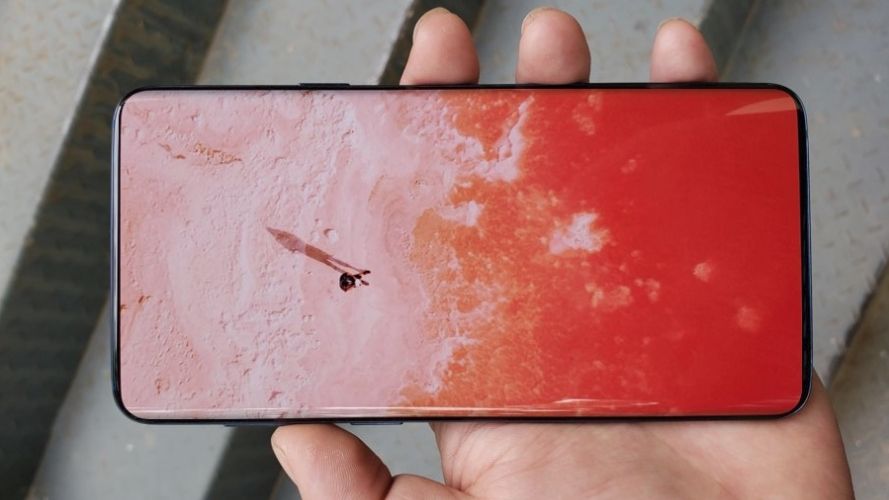 This may be a Samsung Galaxy S10 prototype and it's almost bezel-free ...