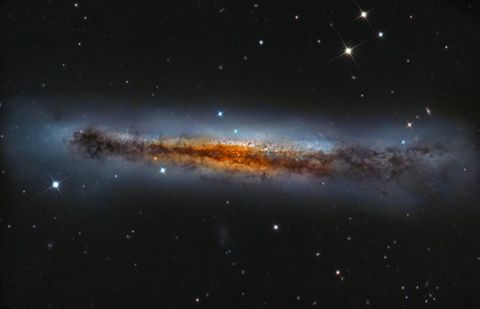 Hamburger Galaxy Feeds Stargazer's Cosmic Appetite (Photo) | Space