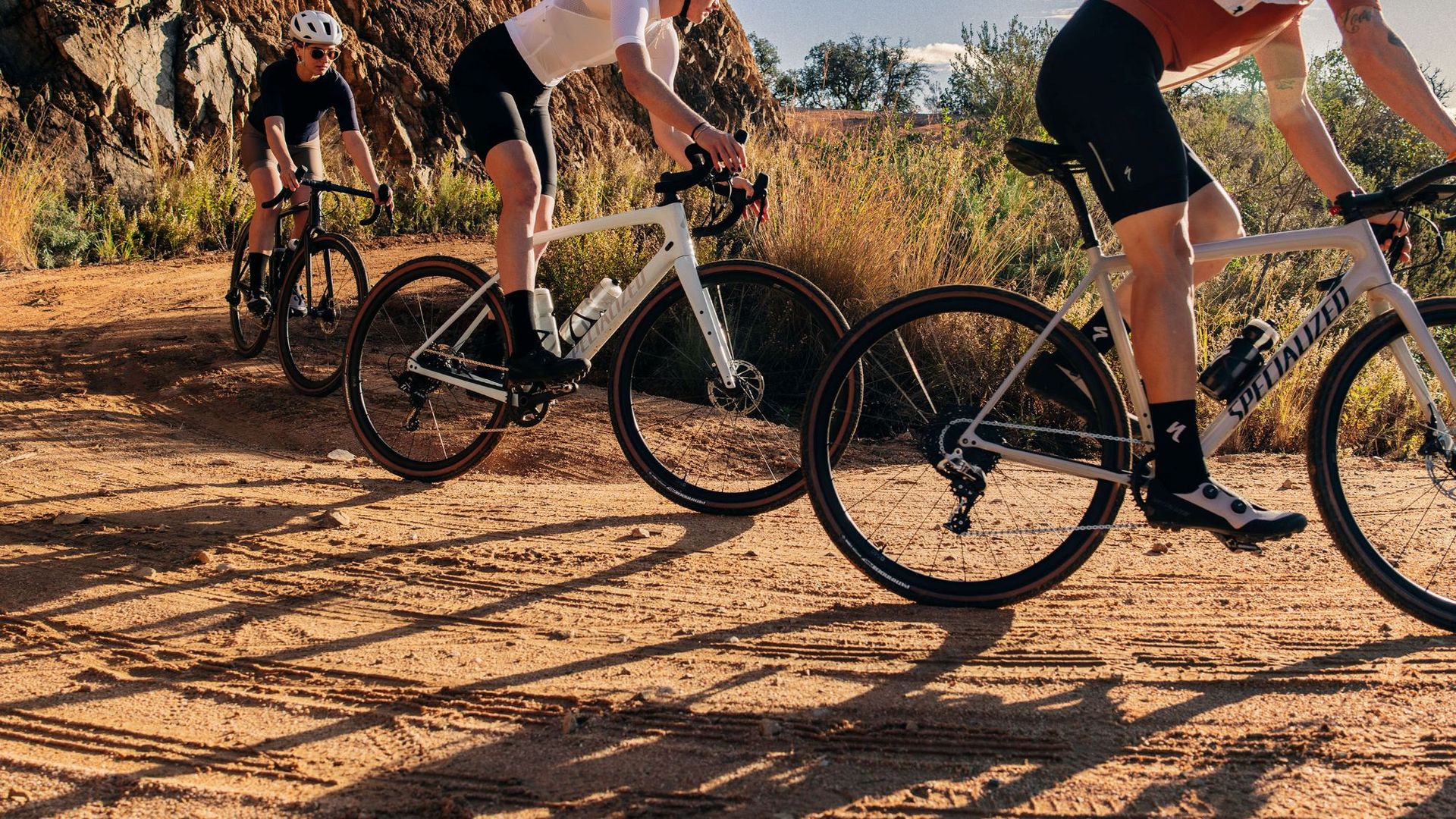 A first look at Specialized's revamped family of Recon off-road shoes ...