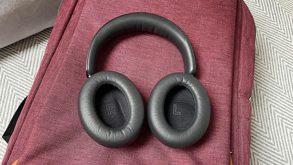 Best travel headphones: our experts pick the best pairs for your next ...
