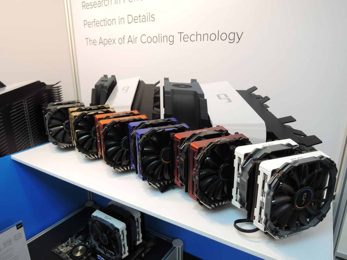Cryorig Reveals Customizable Fans, New Colors | Tom's Hardware
