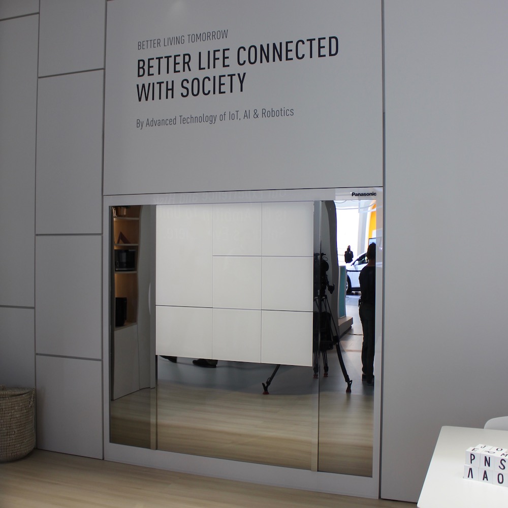 The Panasonic laundry robot washes, dries, folds and cleans your ...