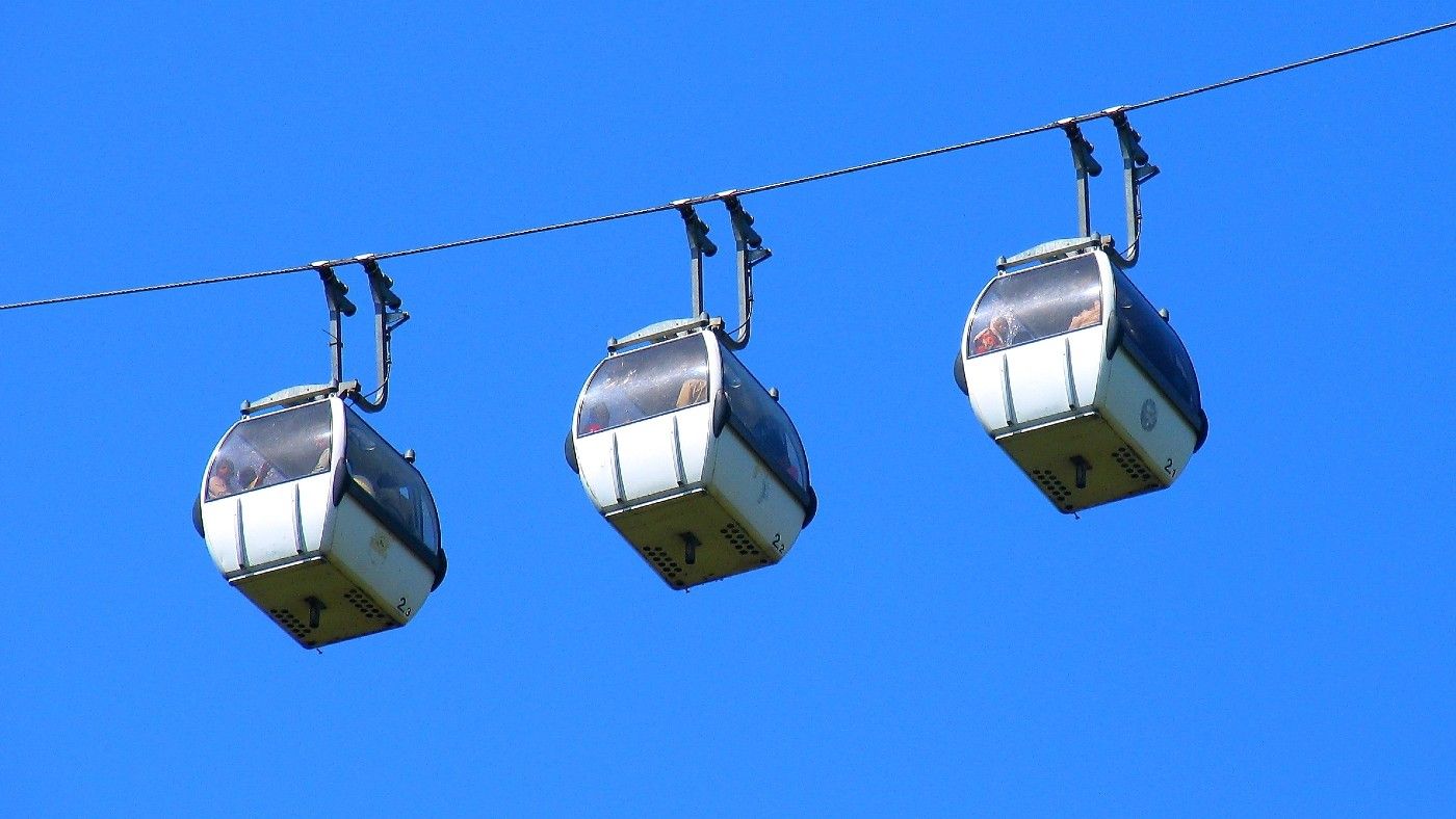 Children trapped 900ft in the air in Pakistani cable car emergency ...