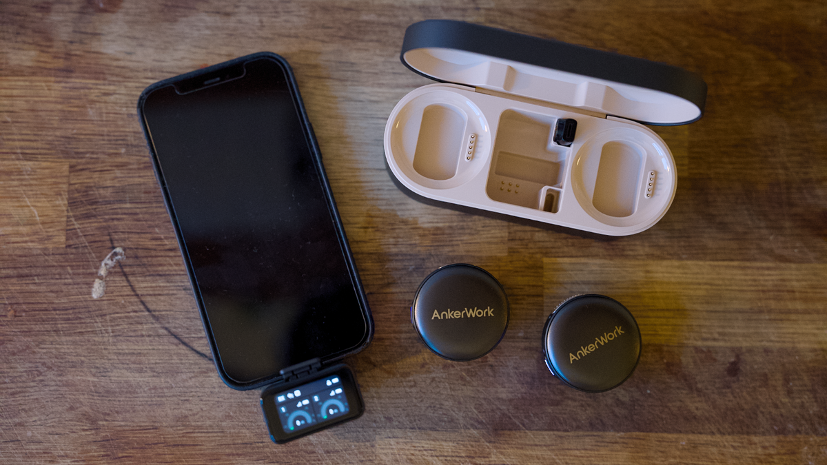 AnkerWork M650 review: a complete wireless mic kit for content creators ...