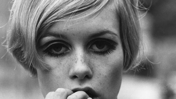 Iconic Twiggy Images - Twiggy Model Pictures | Marie Claire