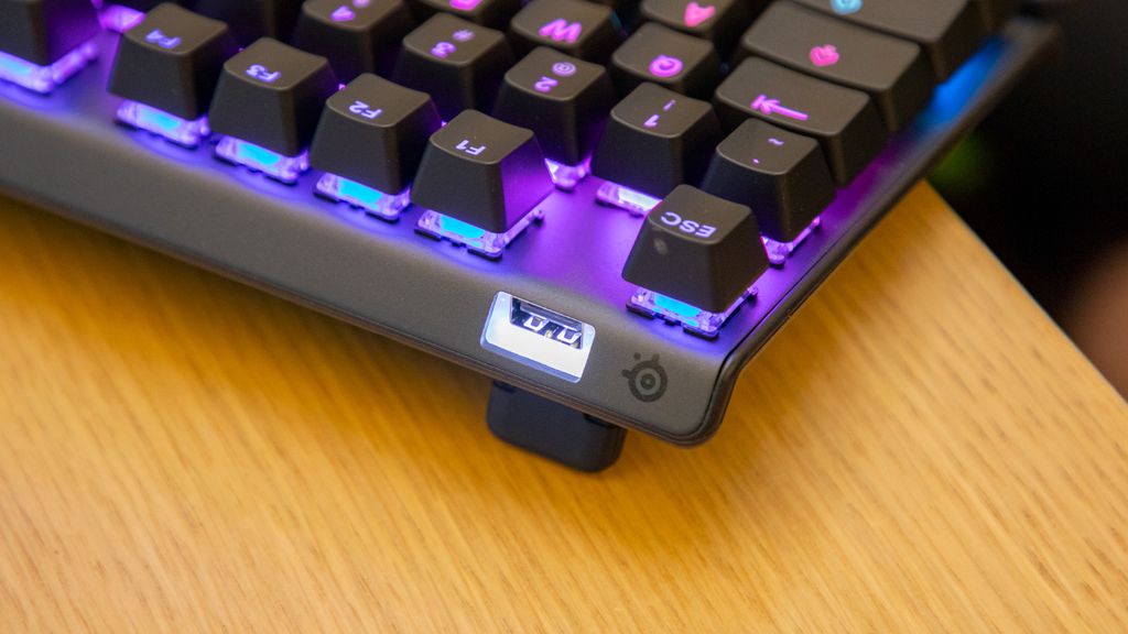 SteelSeries Apex Pro Mechanical Gaming Keyboard Review: Truly Personal ...