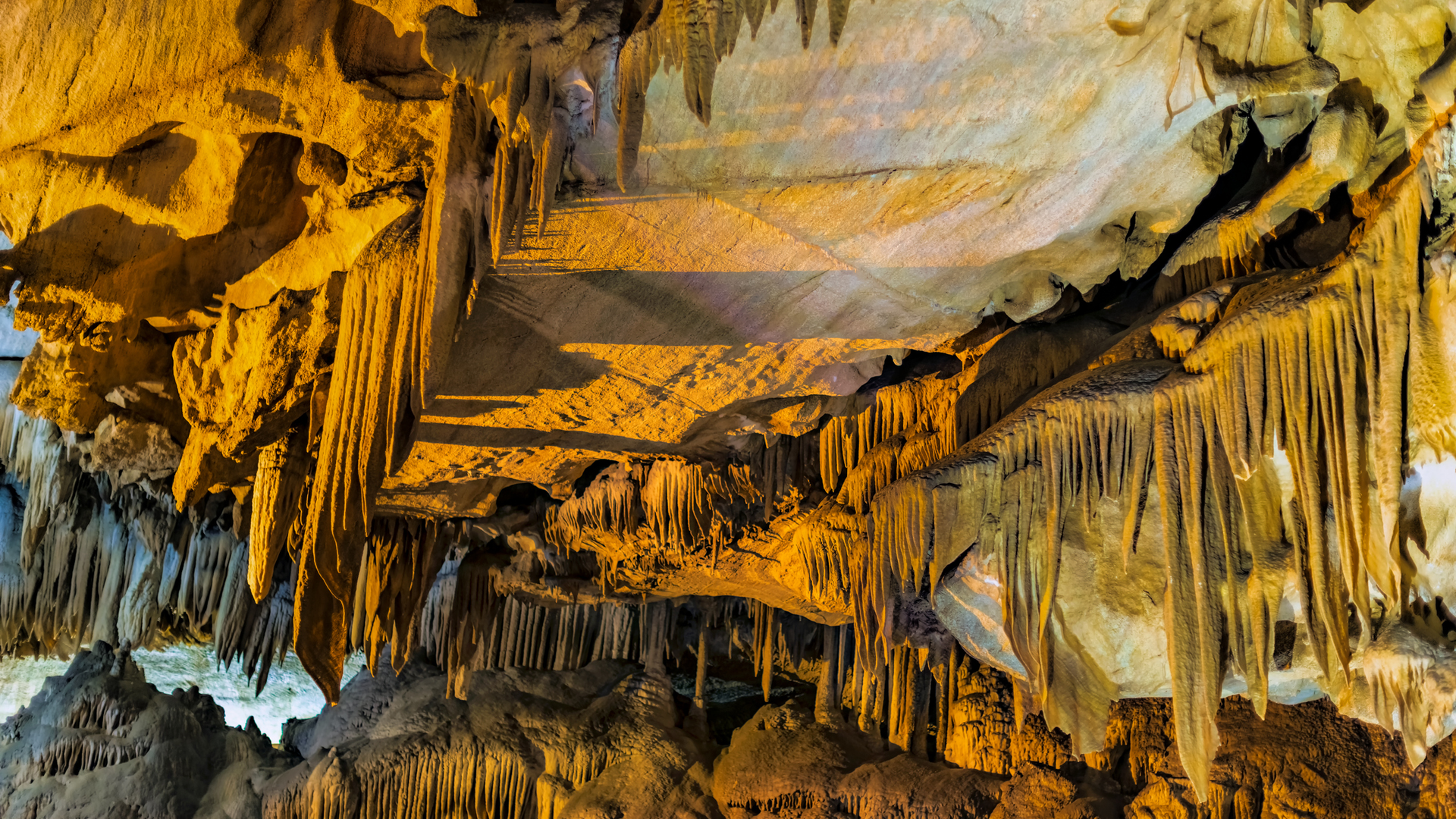 "A breathtaking marble cavern": Sequoia National Park's Crystal Cave ...