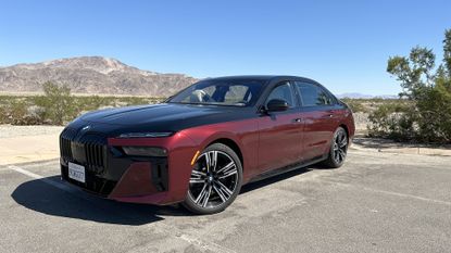 BMW i7 first drive: luxury from front to back in this new electric ...