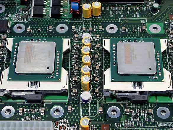 The Contender: Intel-Xeon System - Duel of the Titans: Opteron vs. Xeon ...