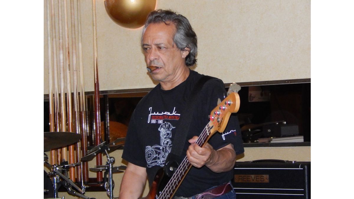 Kenny Passarelli: “I learned a lot from Stephen Stills about playing ...