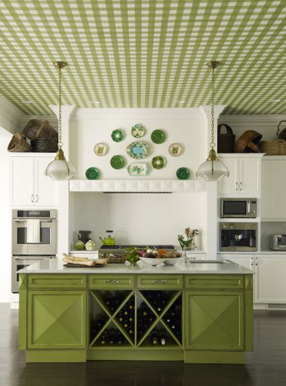 Grandmillennial kitchen ideas: 10 homey but modern looks | Homes and ...