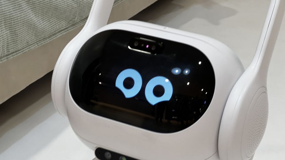 Oh no, I might actually want LG's infuriatingly adorable AI robot smart ...