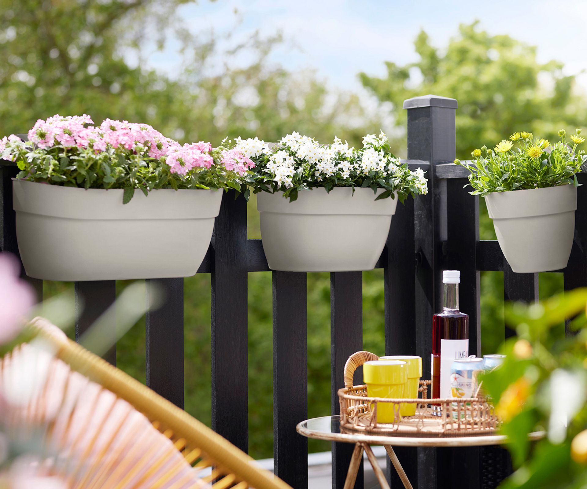 Cozy small balcony ideas: 21 tiny yet stylish outdoor spaces | Homes ...