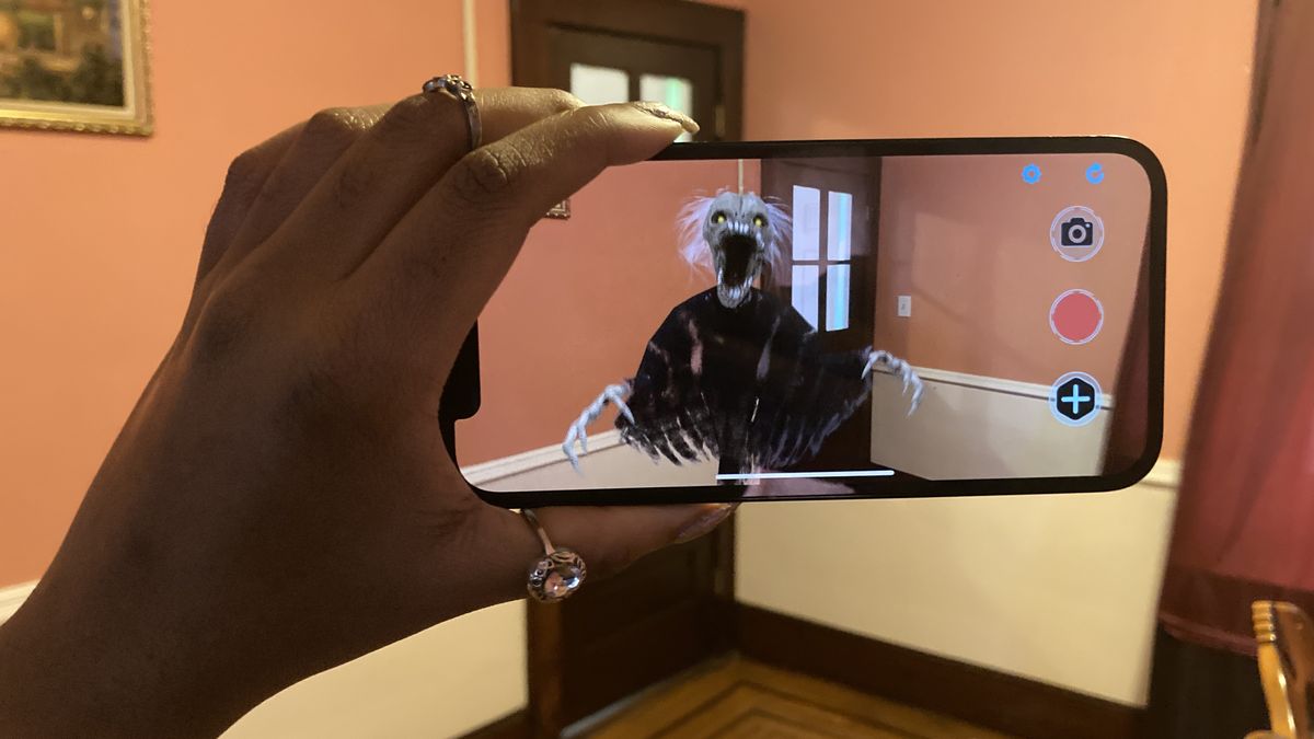 iPhone 12 AR apps are badass — there's a demon in my dining room ...