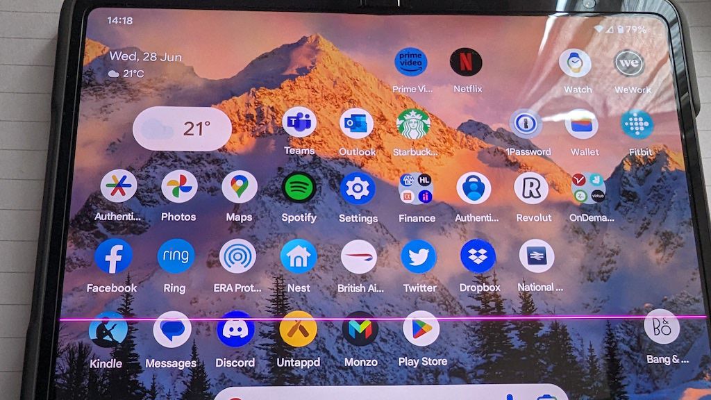 More Google Pixel Folds breaking after just days of use — what's going ...