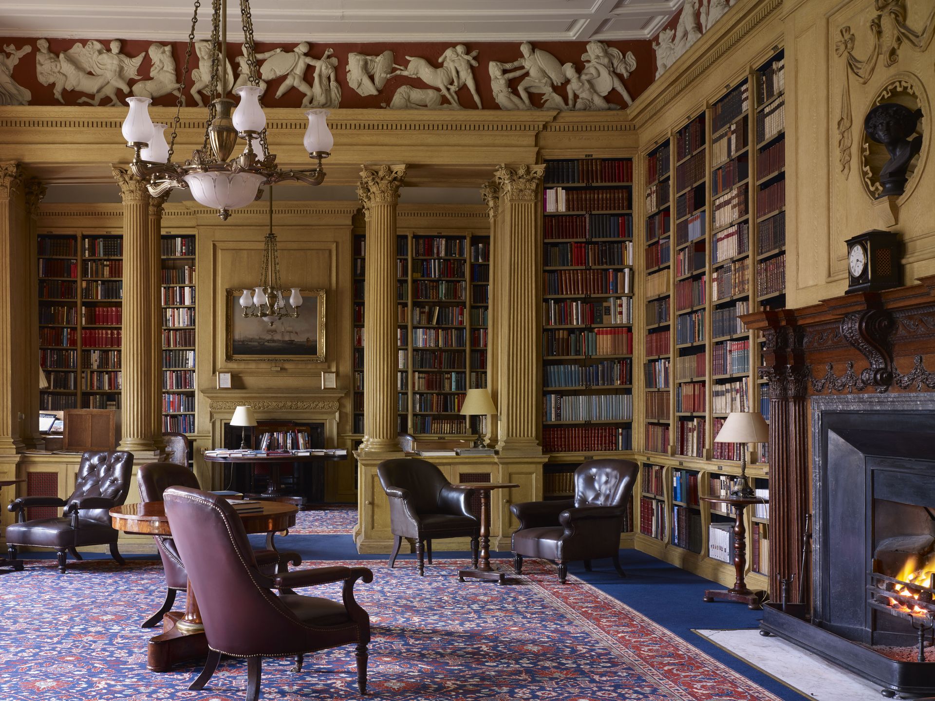 Fulbeck House: A wonderful home 'that arrests the eye as an ideal of ...