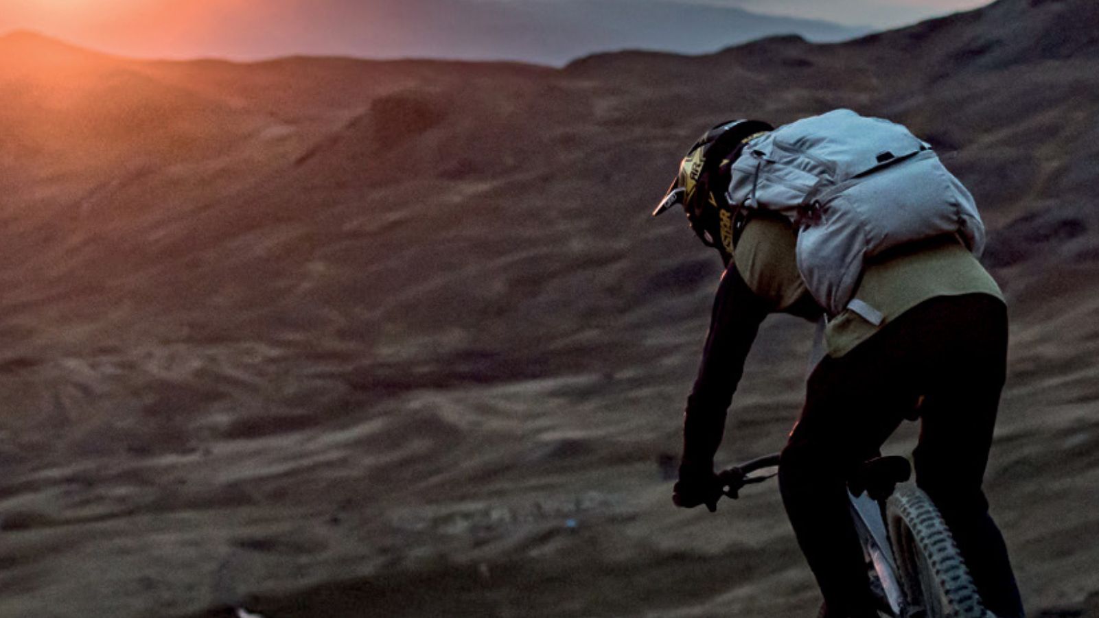 Evoc debuts 2024 range of mountain bike hydration packs and hip packs ...