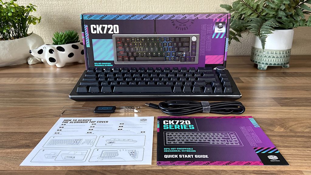 Cooler Master CK720 mechanical keyboard review: Hot-swappable switches ...