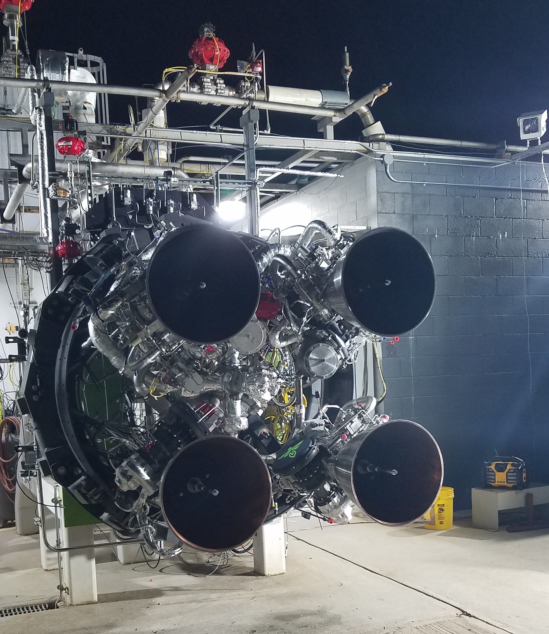 Firefly aims to debut its Alpha rocket for small satellites this fall ...