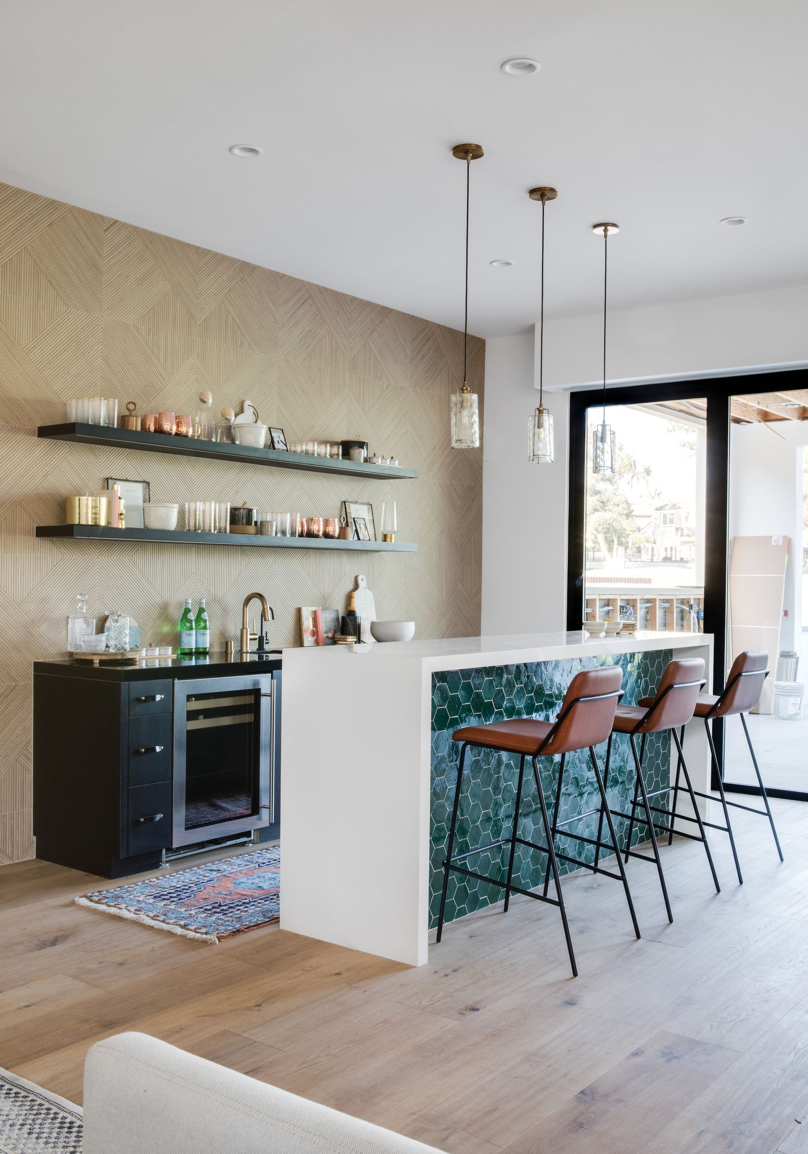 Small home bar ideas: 10 ways to create a social space | Homes and Gardens
