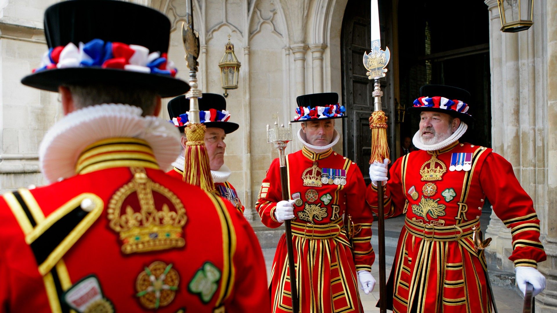 What is Changing the Guard? Facts and pictures over the years | Woman ...