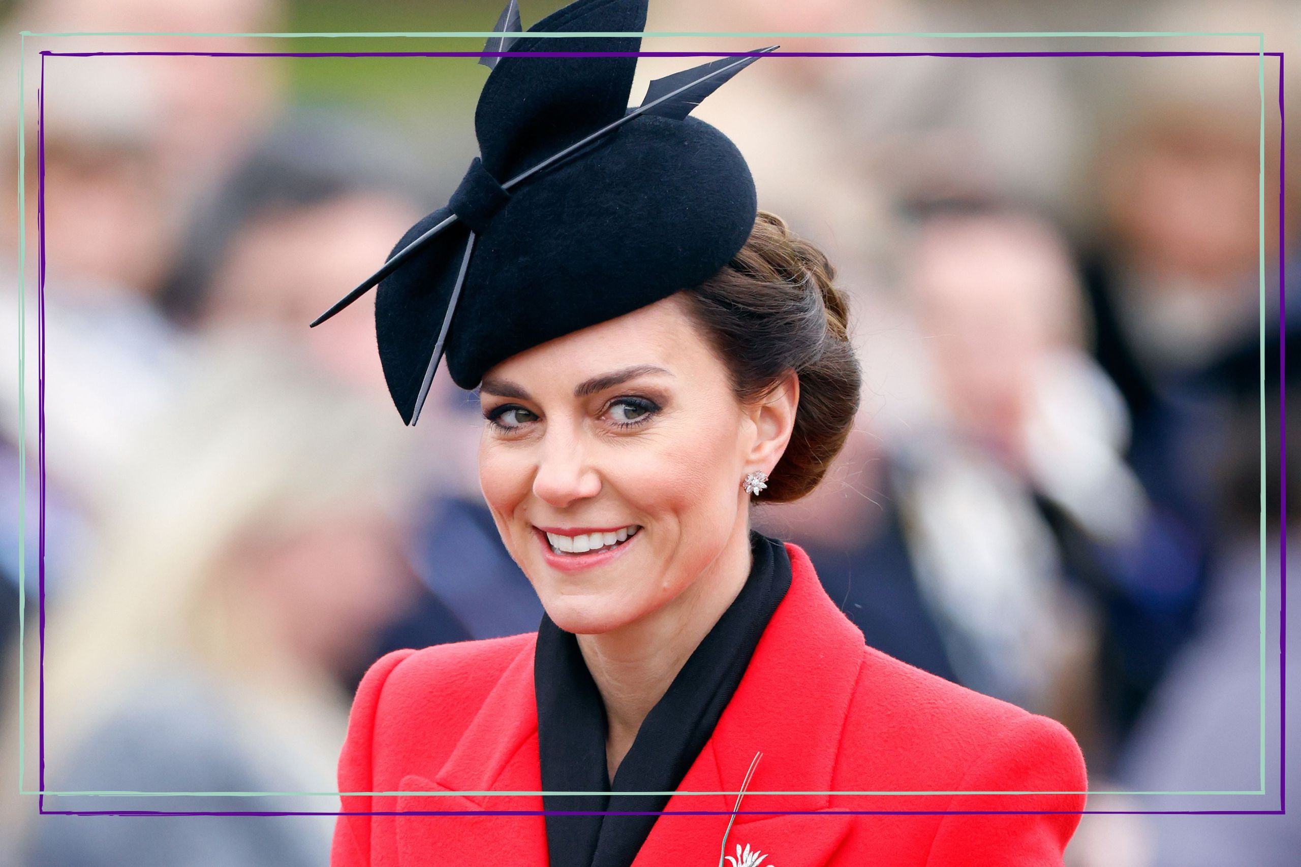 Kate Middleton teams £30k leek brooch with quirky accessory from retail ...