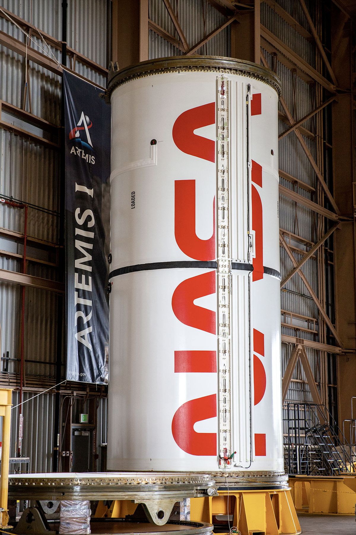 NASA reveals retro 'worm' logo painted on moon-bound Artemis rocket | Space