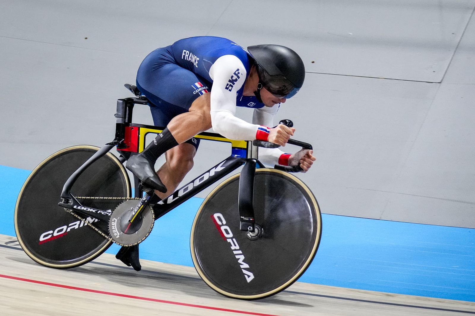 Why aren't GB using the new Hope-Lotus Olympic track bikes? | Cycling ...