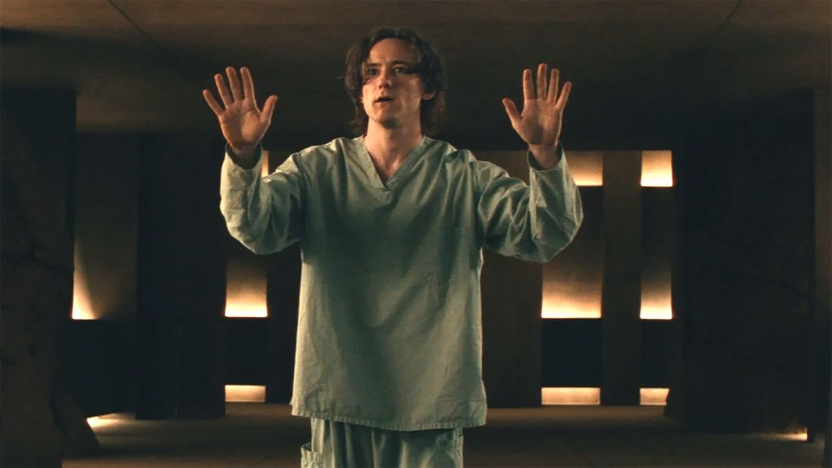 Marvel fans are praising Lewis Pullman's "perfect casting" as Sentry in ...