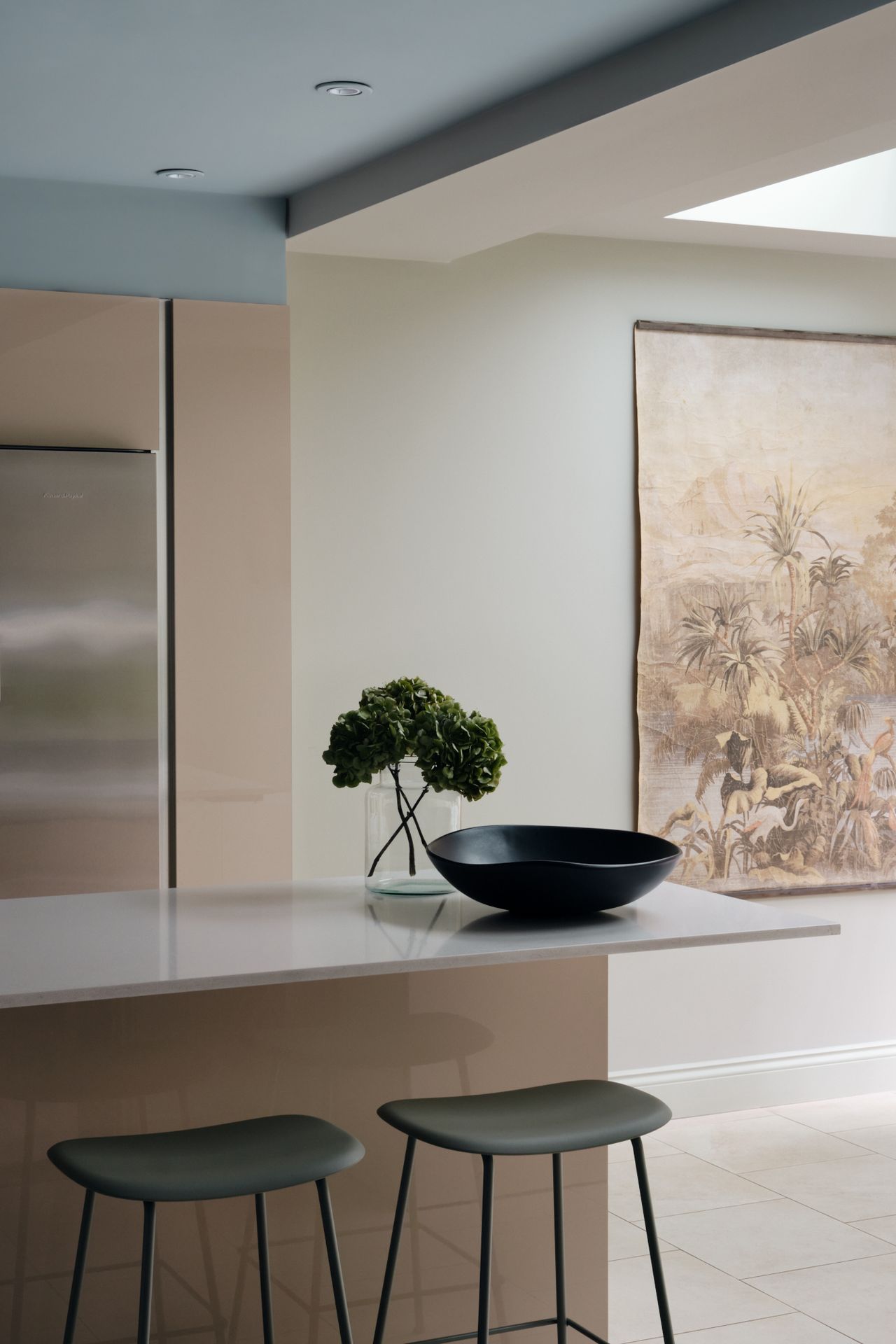 Two Tone Paint Ideas for Walls – 9 Ways to Nail The Look | Livingetc