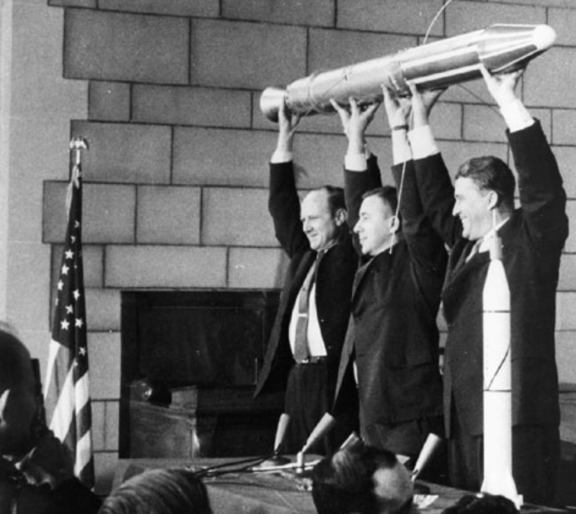 Learn About Space History with NASA JPL's Free 2018 Calendar | Space
