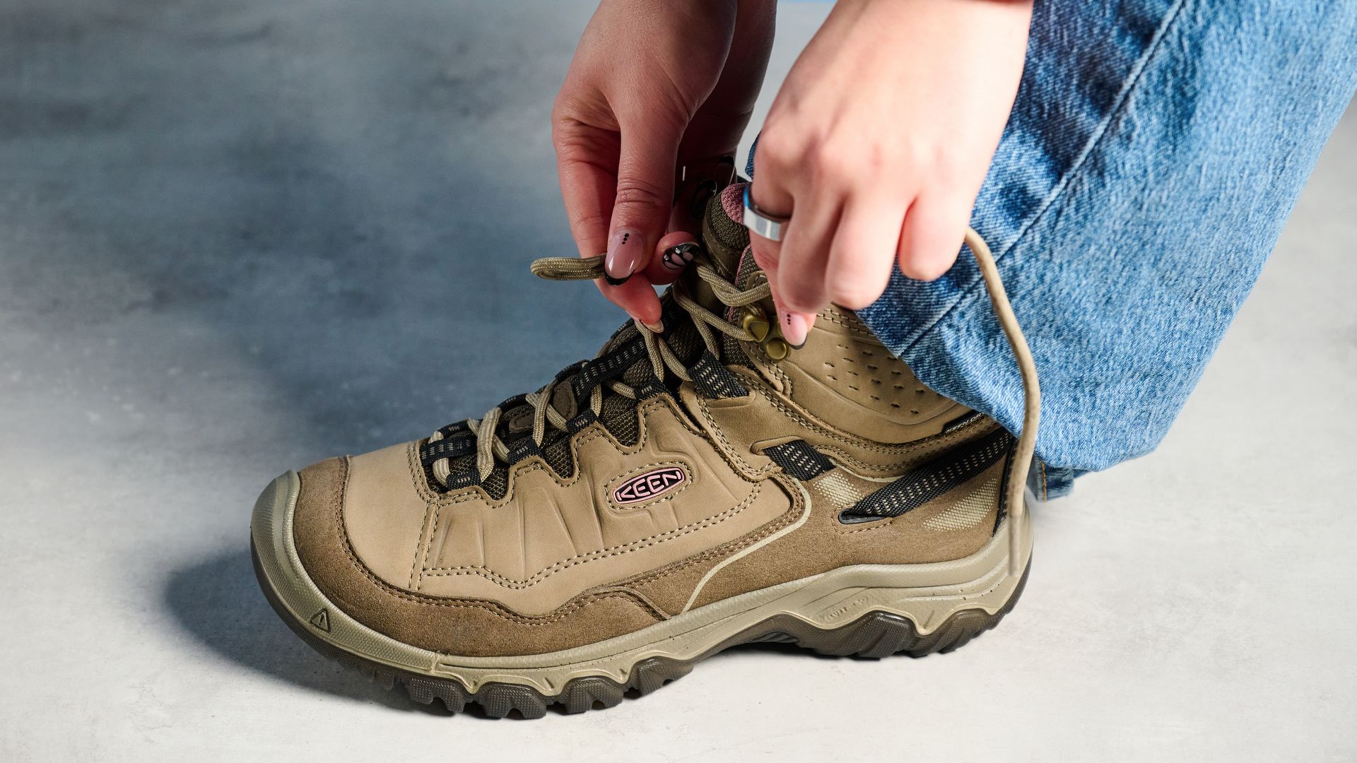 I hike every weekend — here’s how to break in your boots and avoid ...