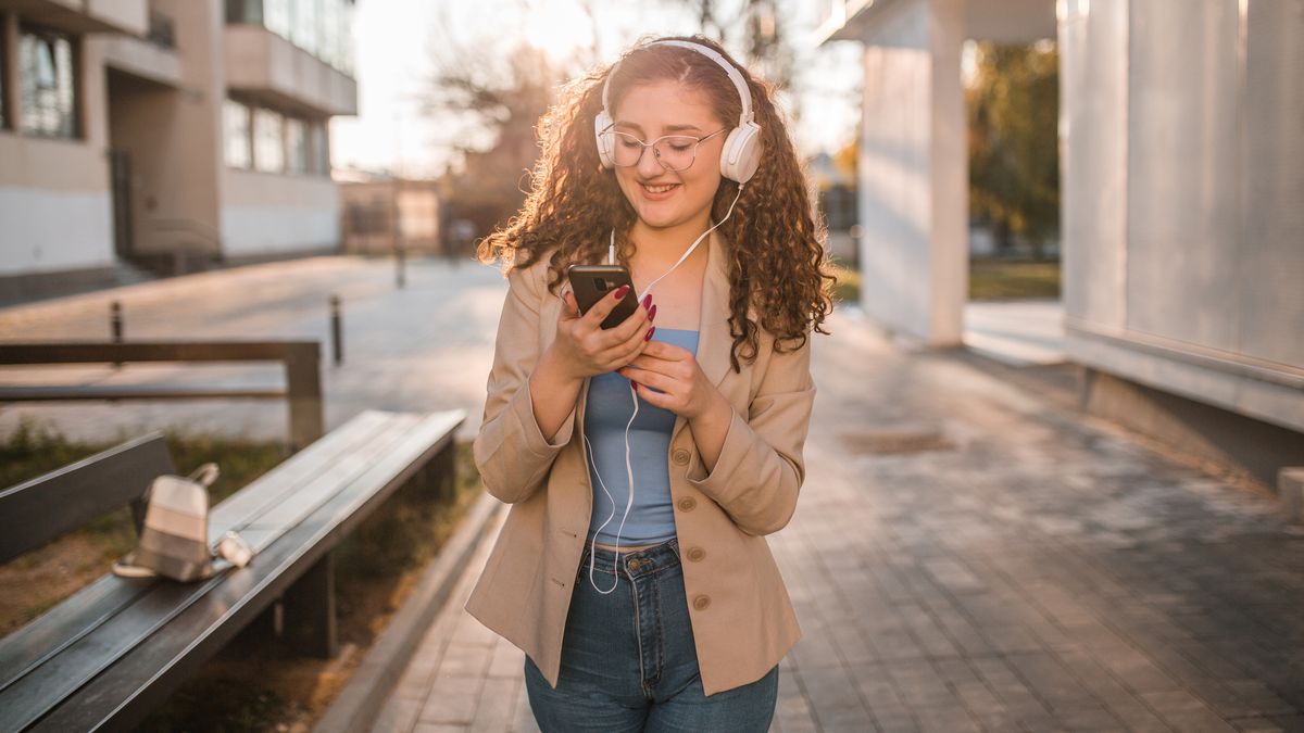 Ed Sheeran shares his approach to exercise in Peloton’s new mindful ...