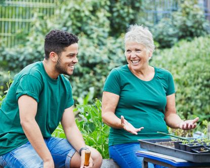 Community gardening: growing greener spaces together | Gardeningetc