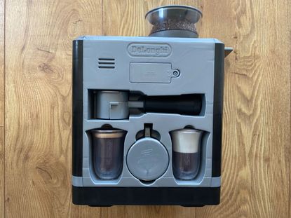 De'longhi Coffee Machine toy review - an impressive replica, but is it ...