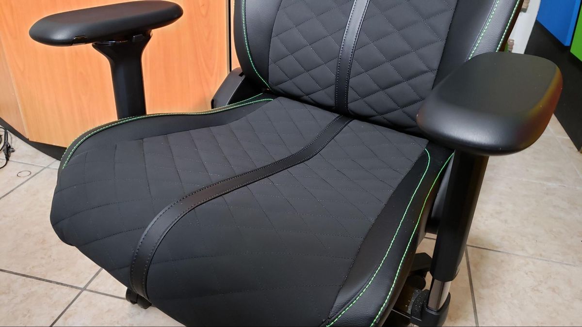 Razer Enki Gaming Chair Review: The Ultimate Throne for the Ultimate ...