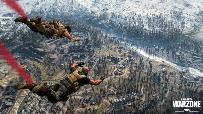 Call of Duty Warzone vs. Fortnite: Which battle royale is for you ...