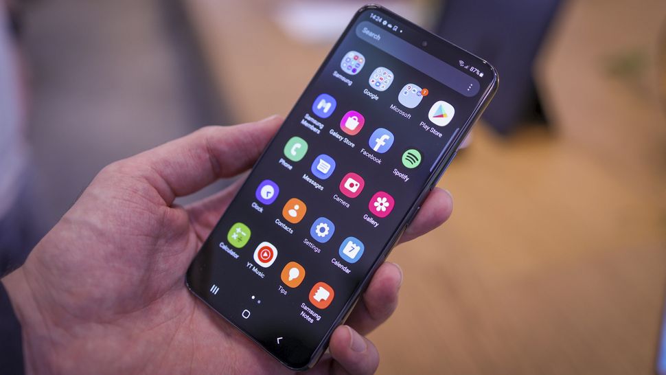 Samsung Galaxy S22 hands-on review | Digital Camera World