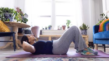 How to do a crunch | Fit&Well