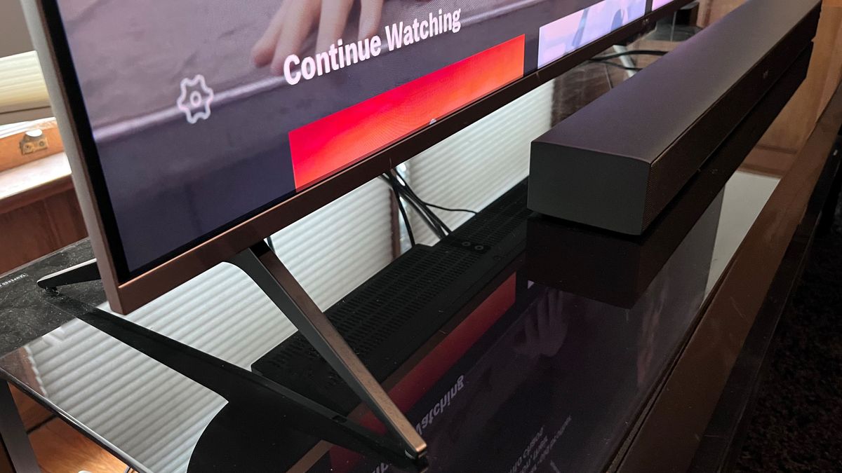 I tried Roku’s cheap wireless soundbar and it sounds good – but with a ...