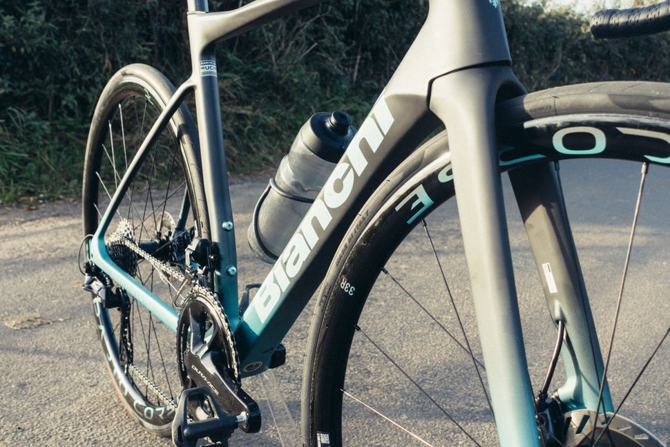 Bianchi Specialissima review: Less Italian heritage, more superbike ...