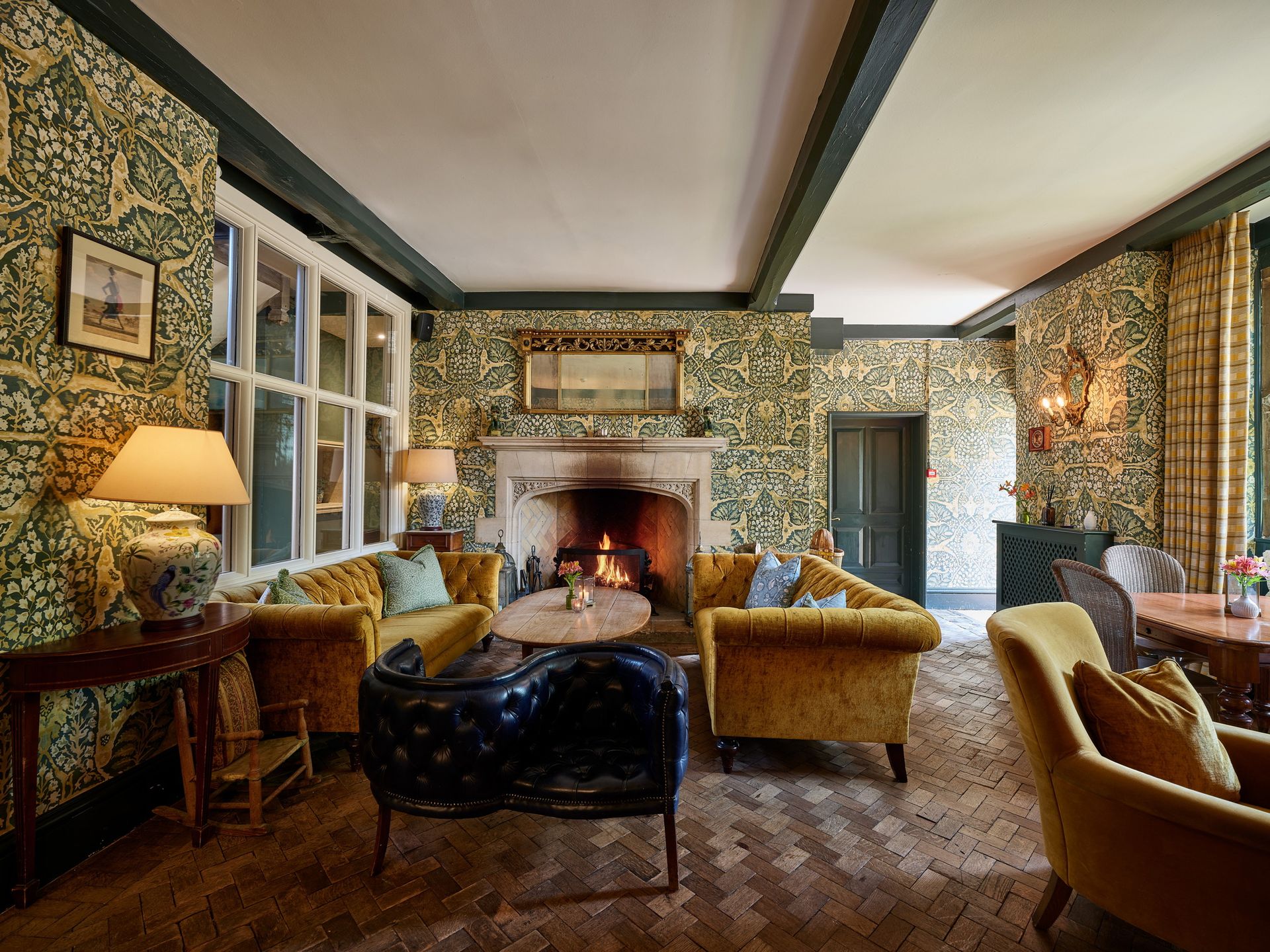 The Old Bell, Malmesbury: England's oldest hotel meets Lone Star style ...