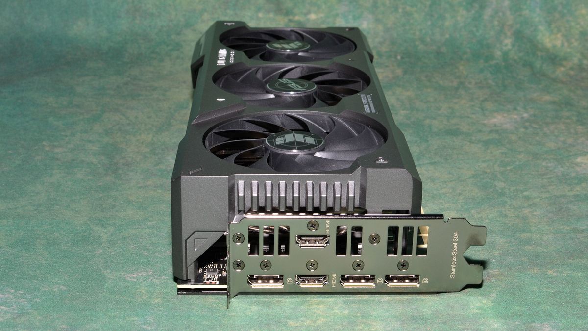 Nvidia GeForce RTX 4070 Ti Super review: More VRAM and bandwidth ...