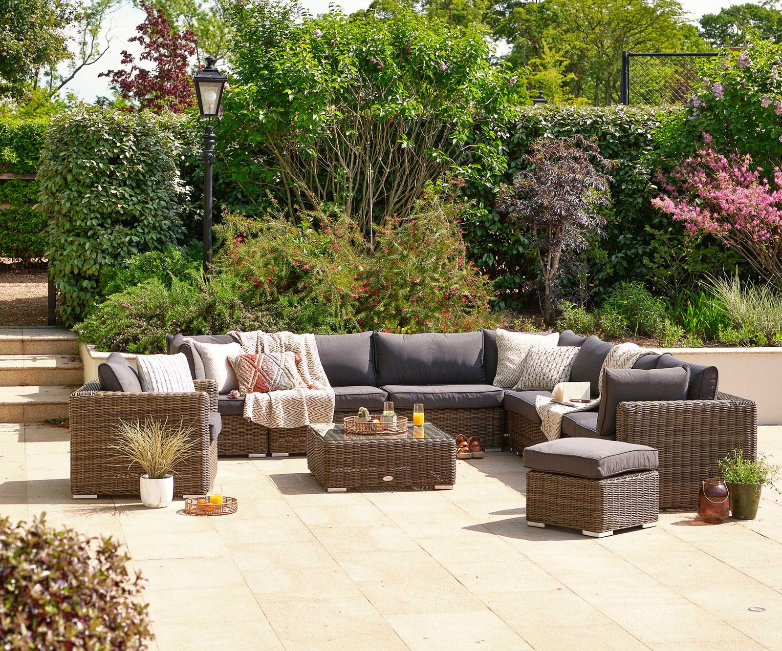 How to paint a concrete patio: 7 steps to a perfect finish | Homes and ...